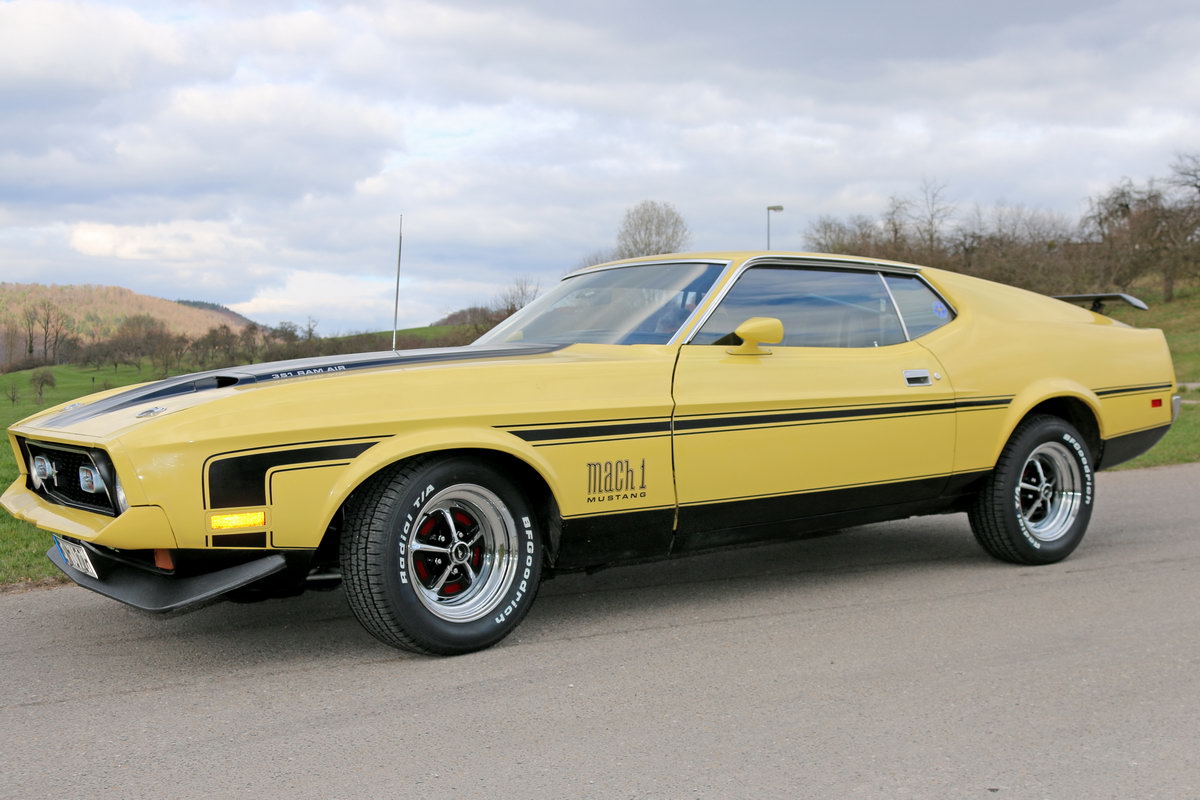 Ford Mustang 72 Fastback Mach 1 | NR Classic Car Collection Stuttgart