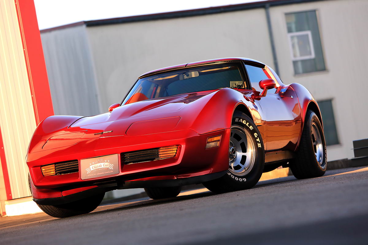 Chevrolet Corvette C3 1981 rot | NR Classic Car Collection Stuttgart